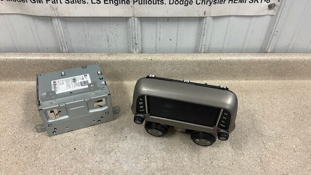 14 15 Camaro SS ZL1 Navigation Stereo Radio Receiver GM 23178062 Contr ...